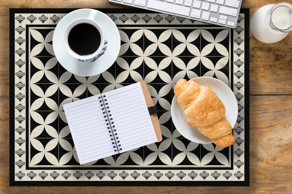 Hydra Black Vinyl Table Mat 33x45cm (Set of 4) – Rainhall
